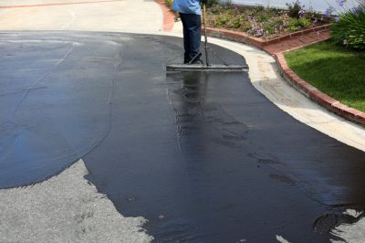 Expert Blacktop Sealing Services for Long-Lasting Pavement